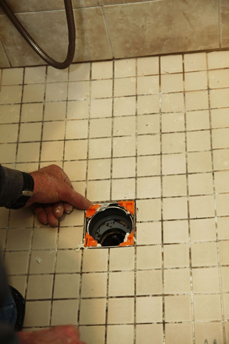 Tiling Over Existing Tile | JLC Online Tiling Over Existing Tile | JLC Online